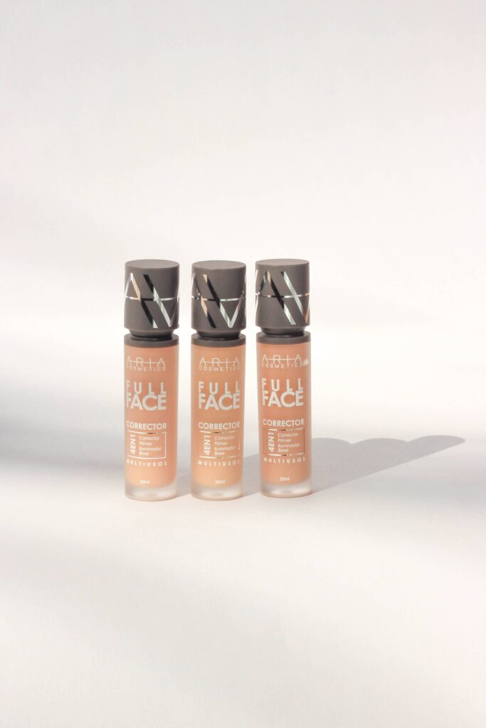 Corrector Full Face, Primer 4 En 1 – Aria Cosmetics